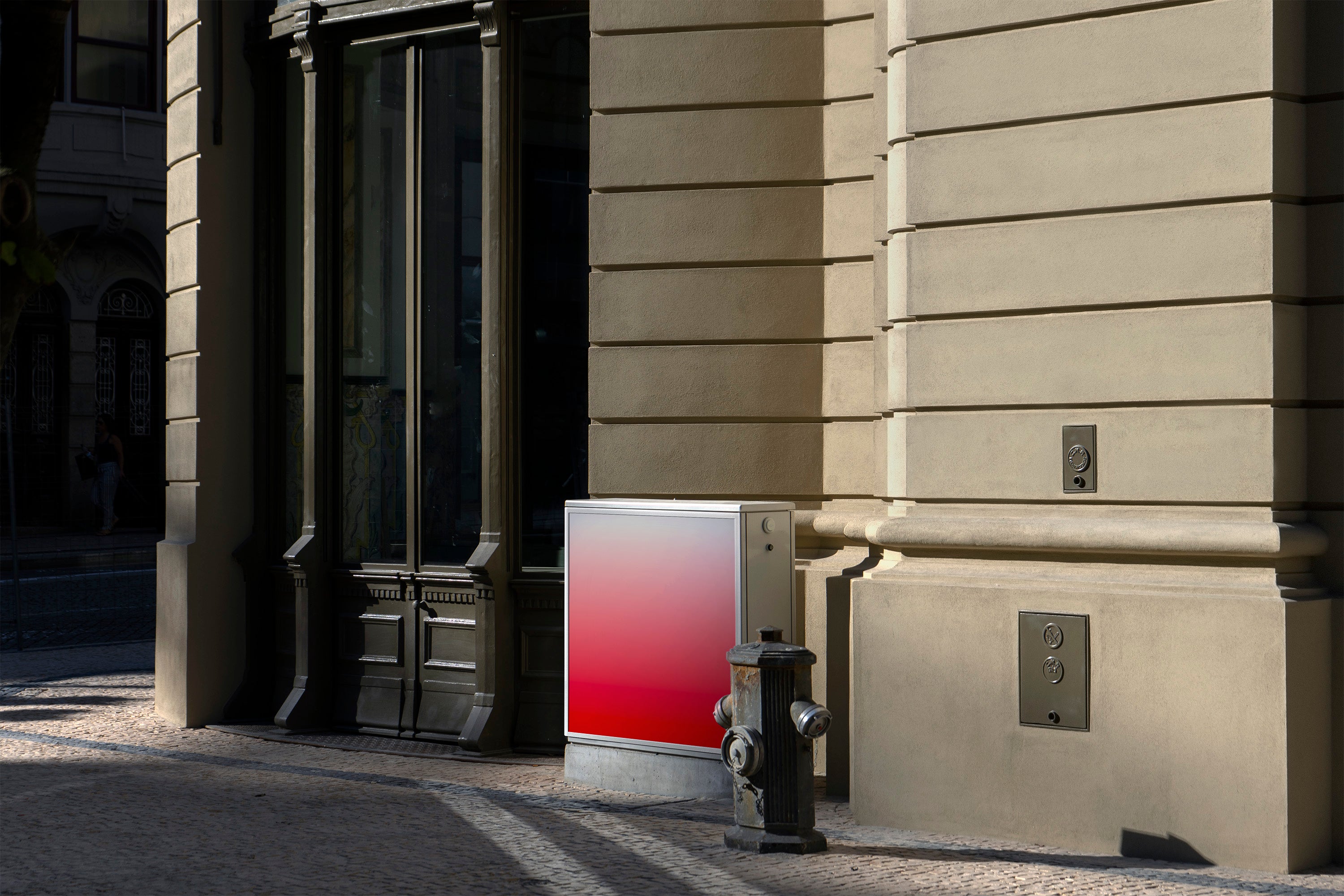 OT01 — Square Box – Directory